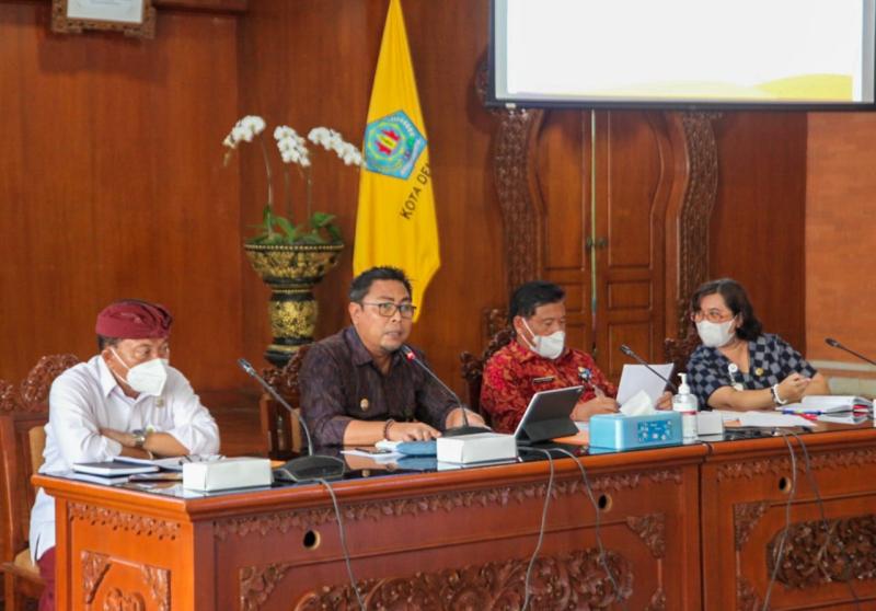 Pemkot Denpasar Optimalkan Penataan UMKM di Pantai Sanur | Bali Tribune